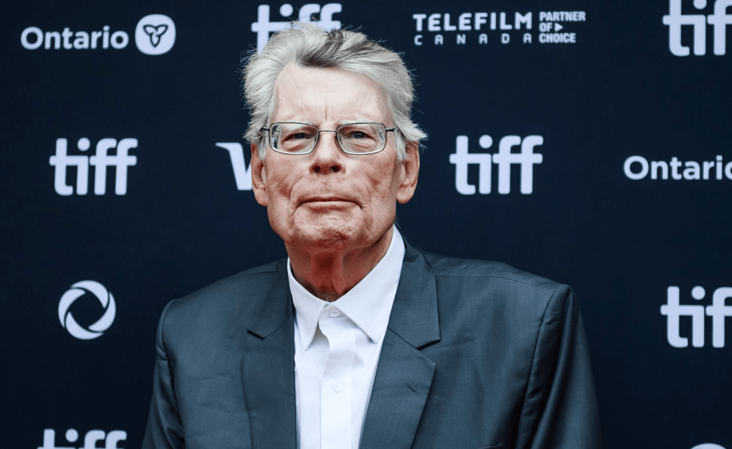 Stephen King là tác giả bị cấm nhiều nhất tại trường học Mỹ, theo báo ...