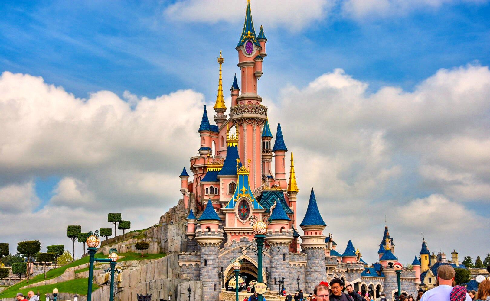 Disney’s Land: Hành trình đưa ý tưởng điên rồ thành cỗ máy kinh doanh ...